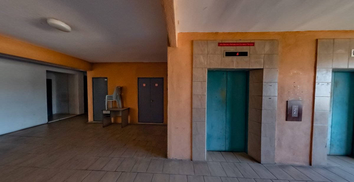 PREMIER COLLEGE ICYM : Hostel Lobby Lift