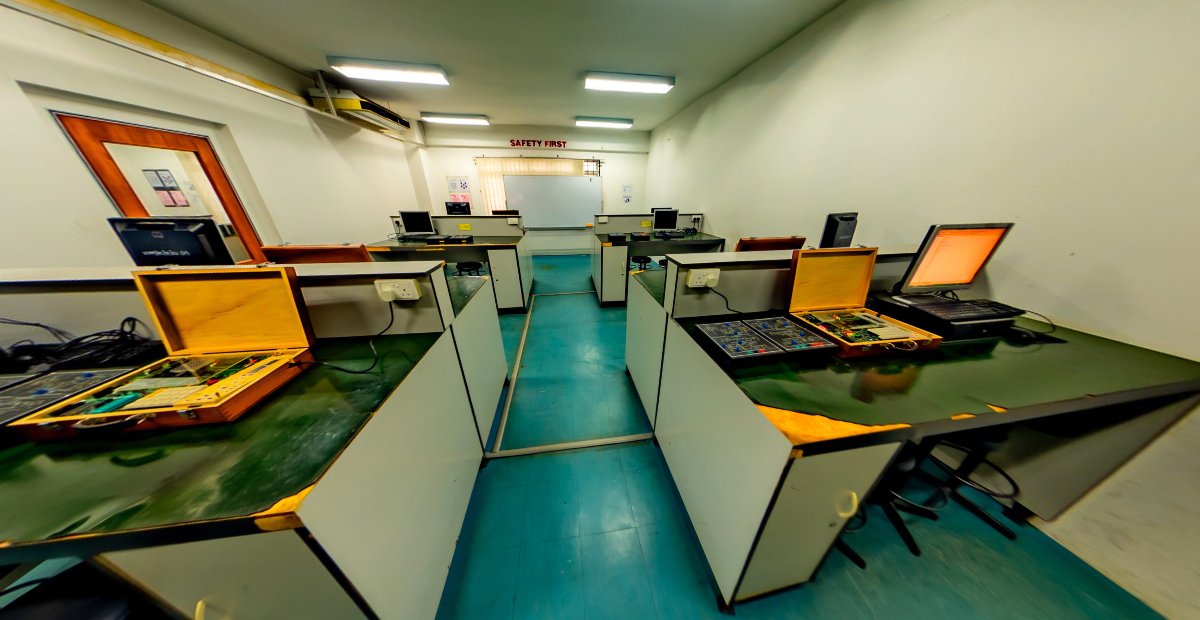 PREMIER COLLEGE ICYM : SCET - Electronic Lab